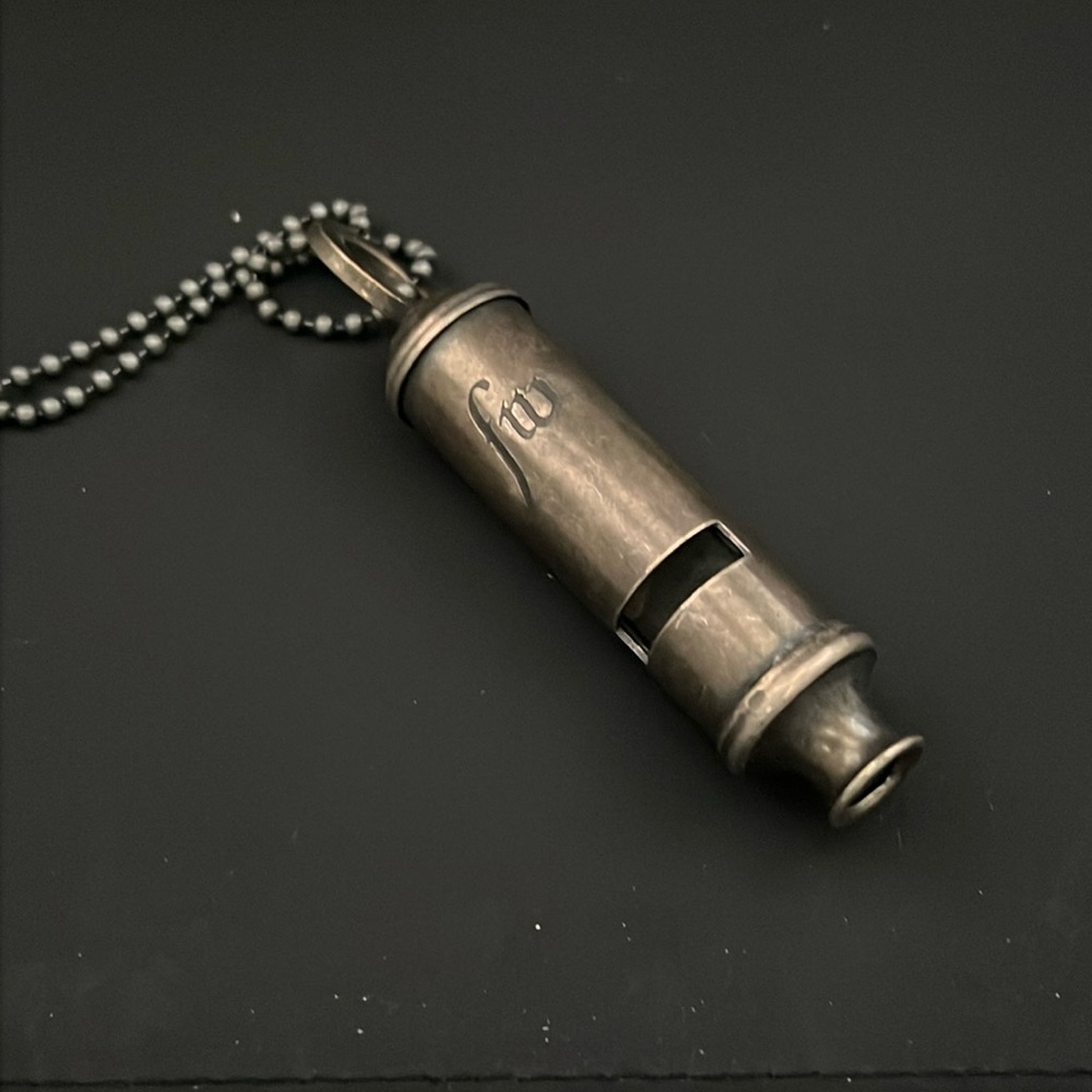 Falling Whistle Police Whistle On Chain - Gem